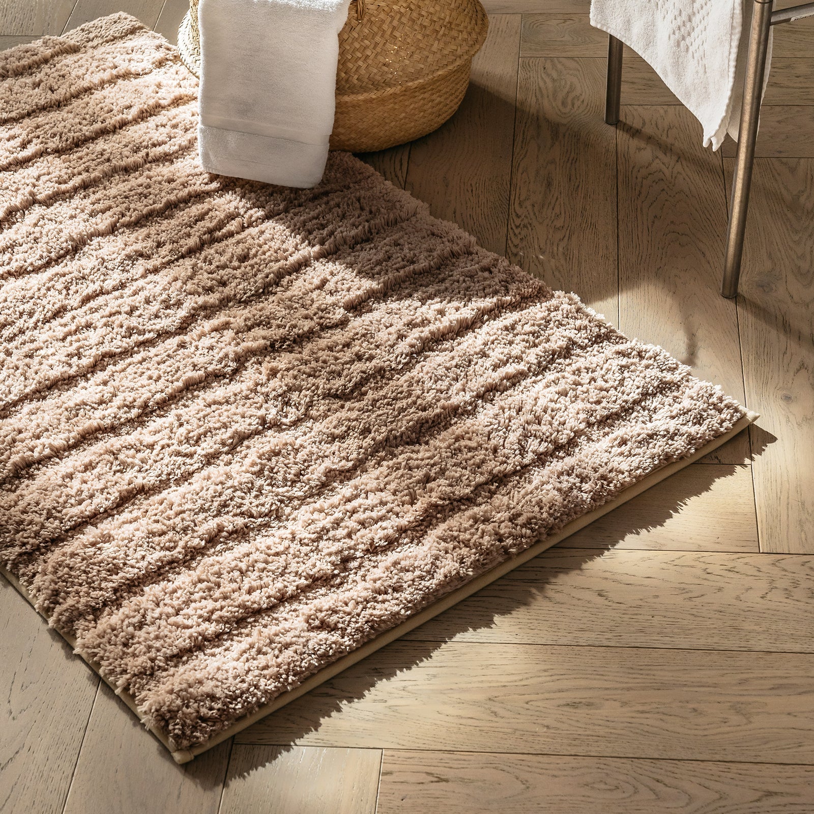Bath Mat | Shine | Modern Bathroom Floor Mat Design | Anti-slip