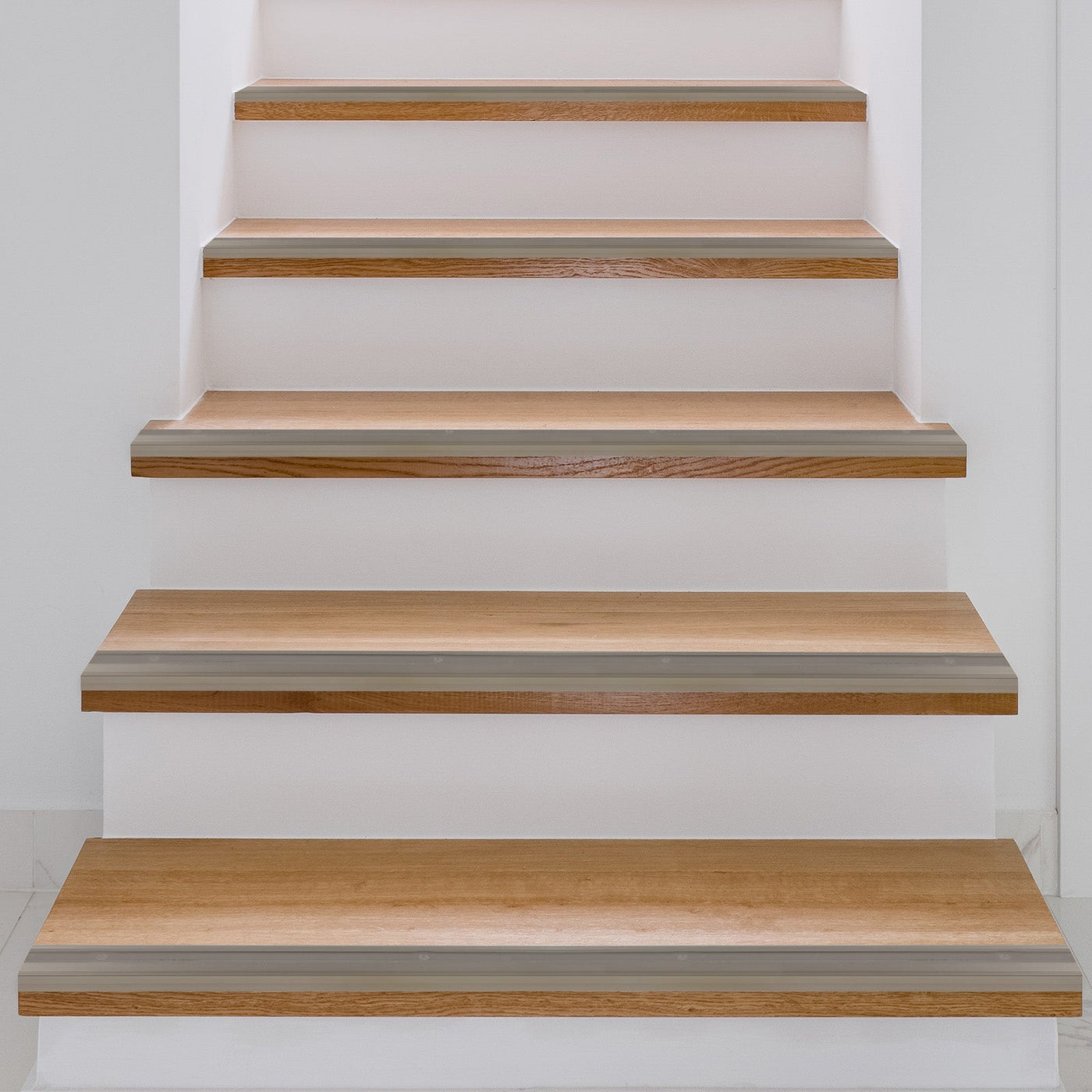 Non slip Stair Profile | Step Edge Cover | Glory | L-Shape | 36 x 17 m