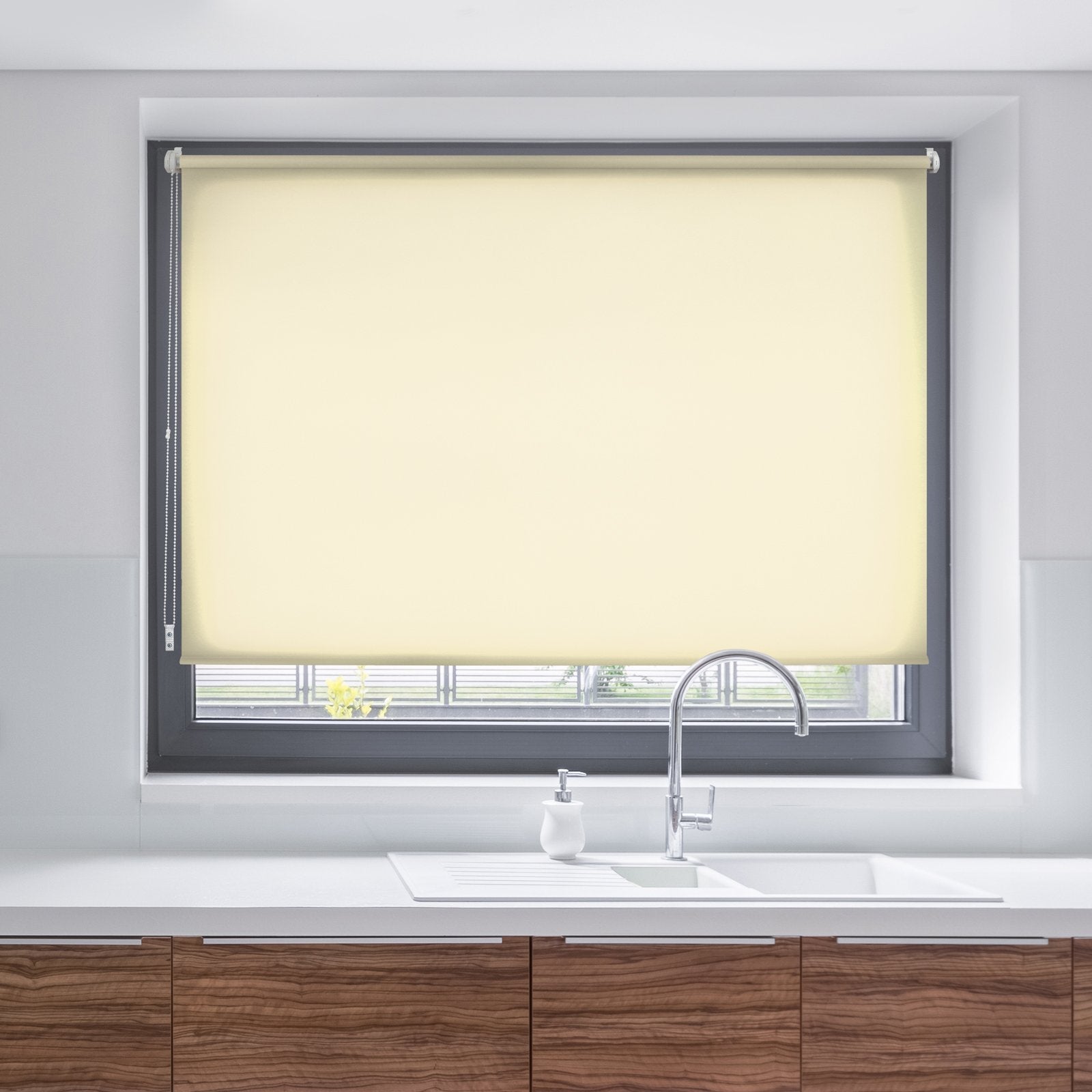 Privacy Roller Blind | Daylight Color | Widths: 45 to 120 cm | No Dril